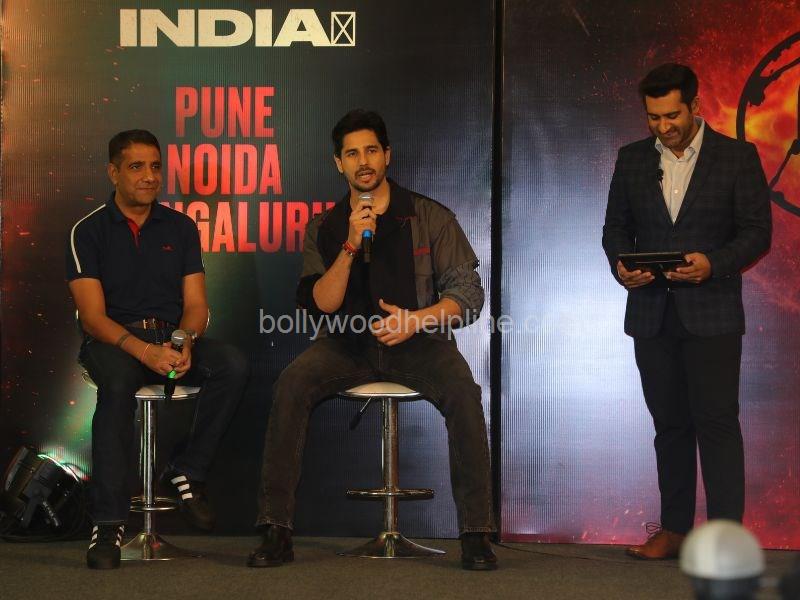 Siddharth Malhotra & Sunil Gavaskar At The Launch Of TVS Apache Spartan